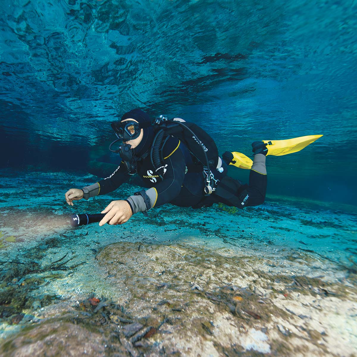 Scubapro S-TEK pro harnas met backplate – ScubaCity